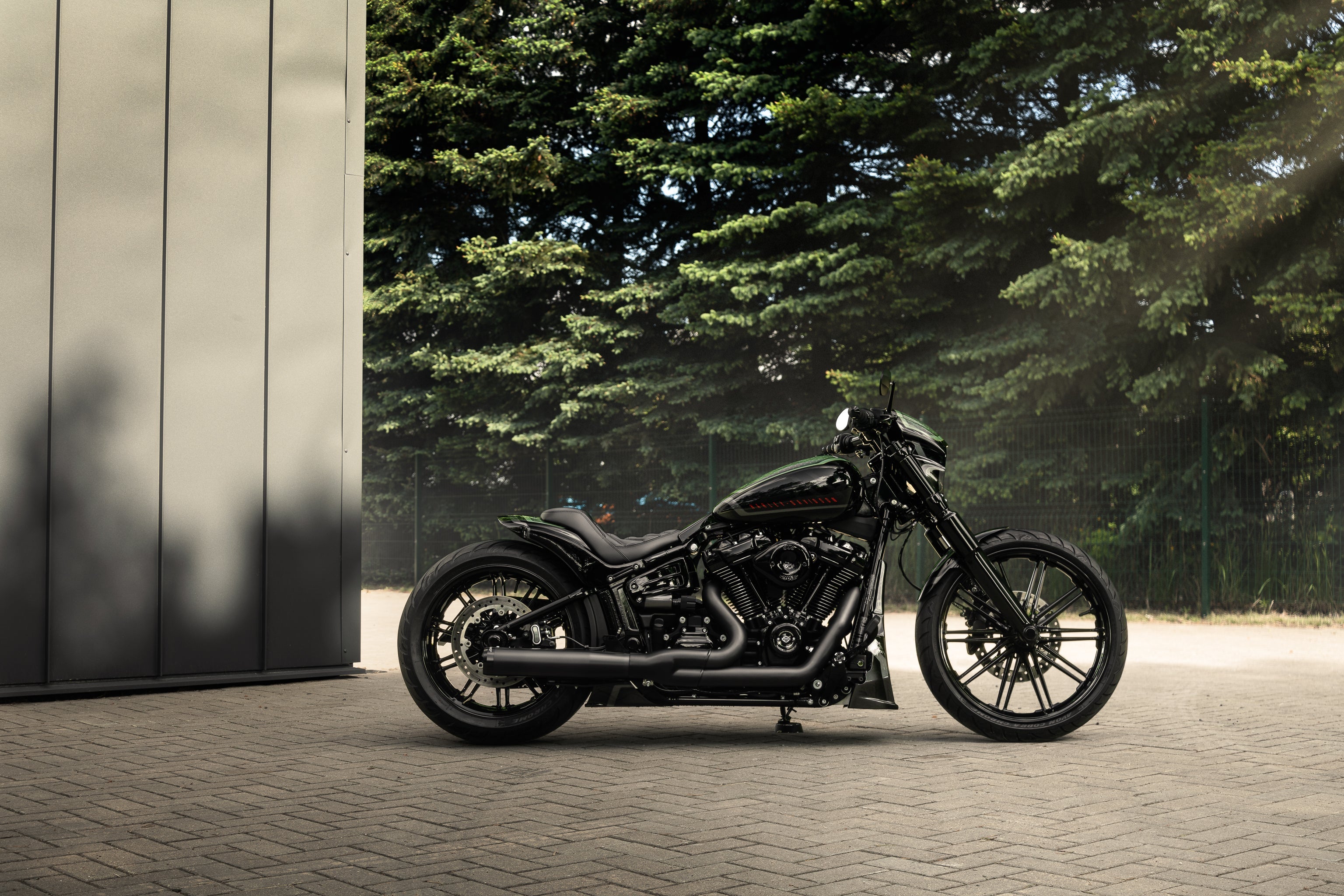 2020 H-D Breakout FXBRS 114 “Rebel Boy” – Killer Custom