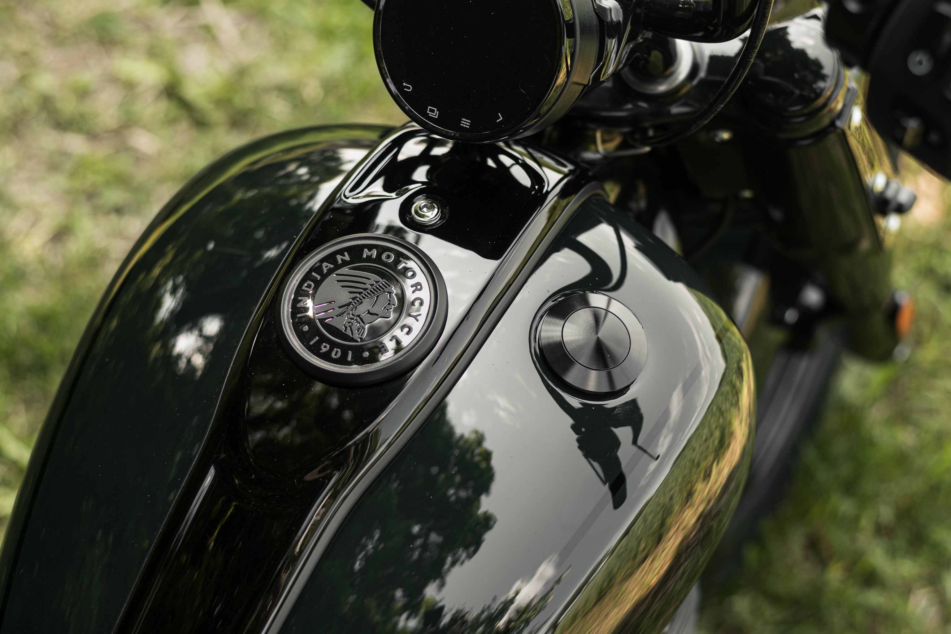 Indian Chief Bobber Flush Mount Pop-Up Gas Cap – Killer Custom